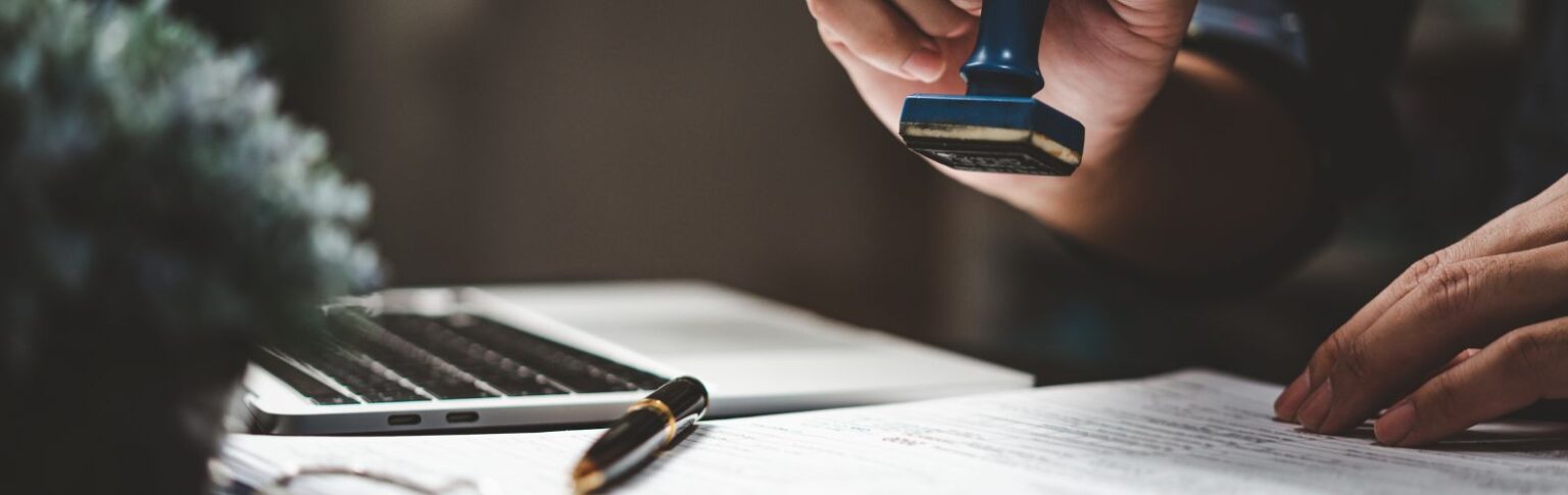 Pink ID Card for Foreigners in Thailand : Benefits and Eligibility